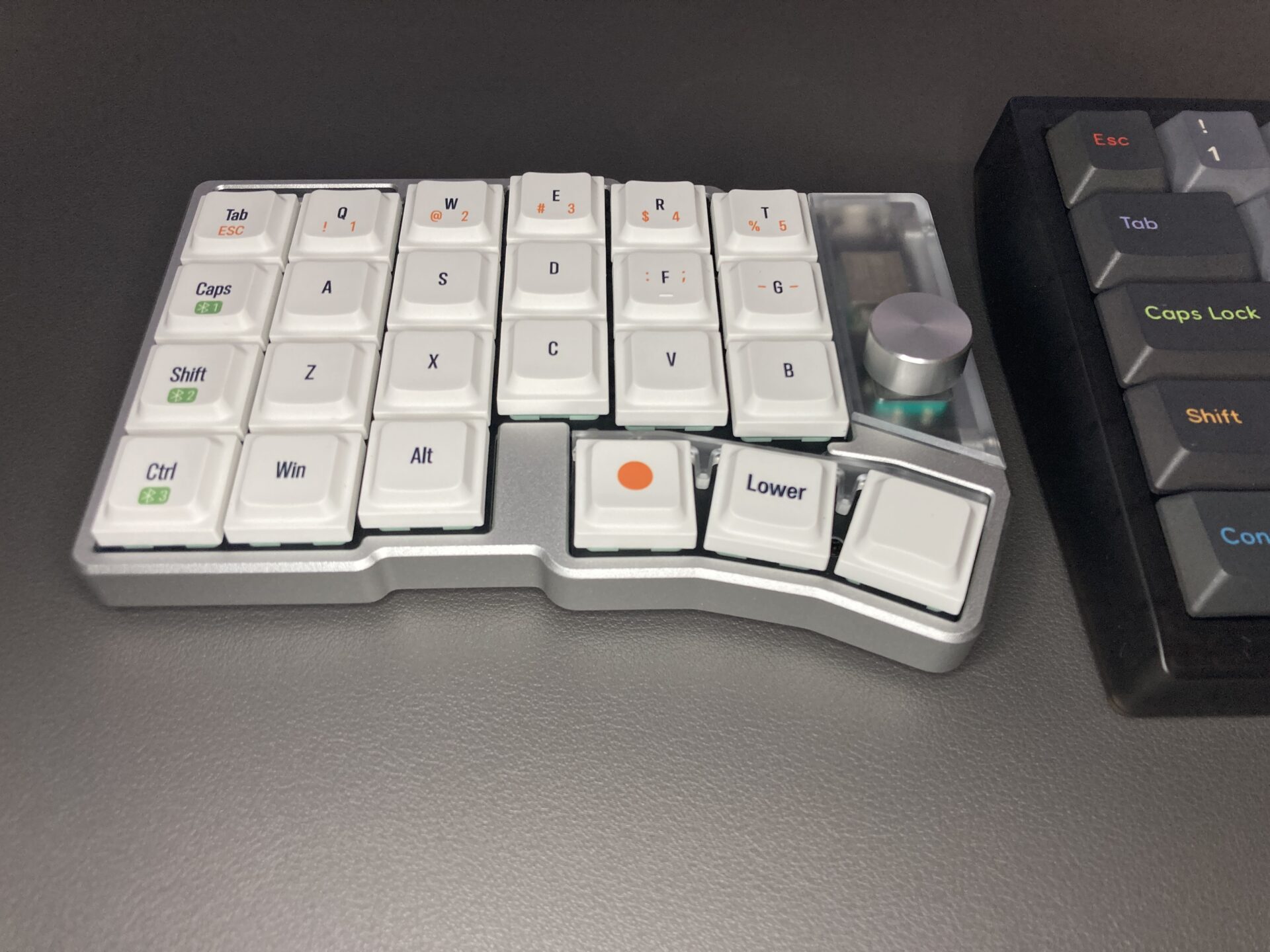 Jezail Funder Cornix LP ロープロ分割キーボード紹介